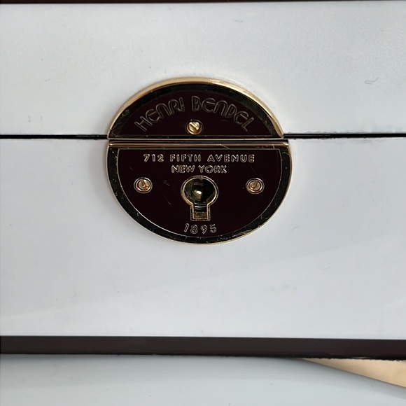 henri bendel | Jewelry | Henri Bendel Jewelry Box | Poshmark